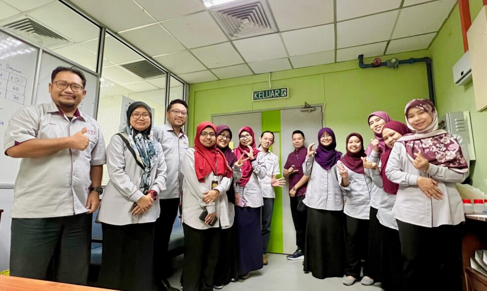 Pusat Perkhidmatan Analisis@FS UTM | Hasmerya Maarof