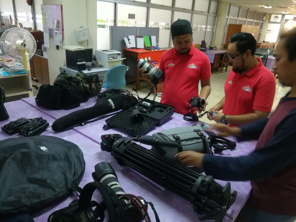 Bahasa Melayu: Cabaran dan Strategi di Era Globalisasi | Mohd Fuad