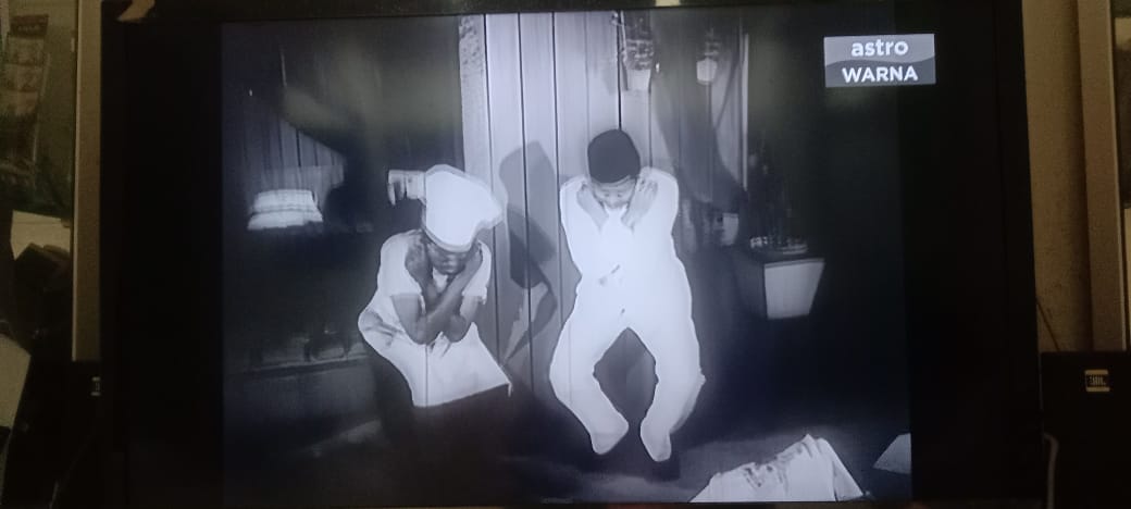 Kenapa Bila Buat Salah, Cikgu Dulu-dulu Suruh Kita Ketuk Ketampi ...