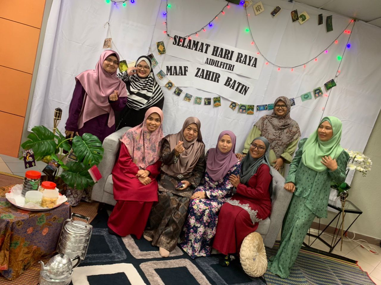 Team Support UTMDigital | Start the day with a smile.. =)