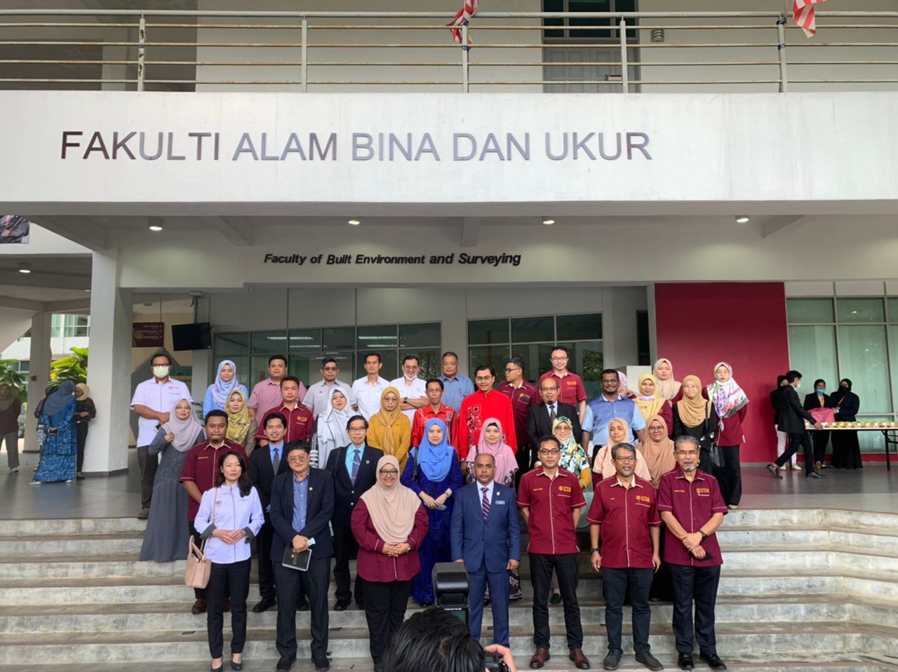 Adjung Profesor UTM- TPr. Dr. Alias Rameli | Ts Gs Dr. Noradila Rusli