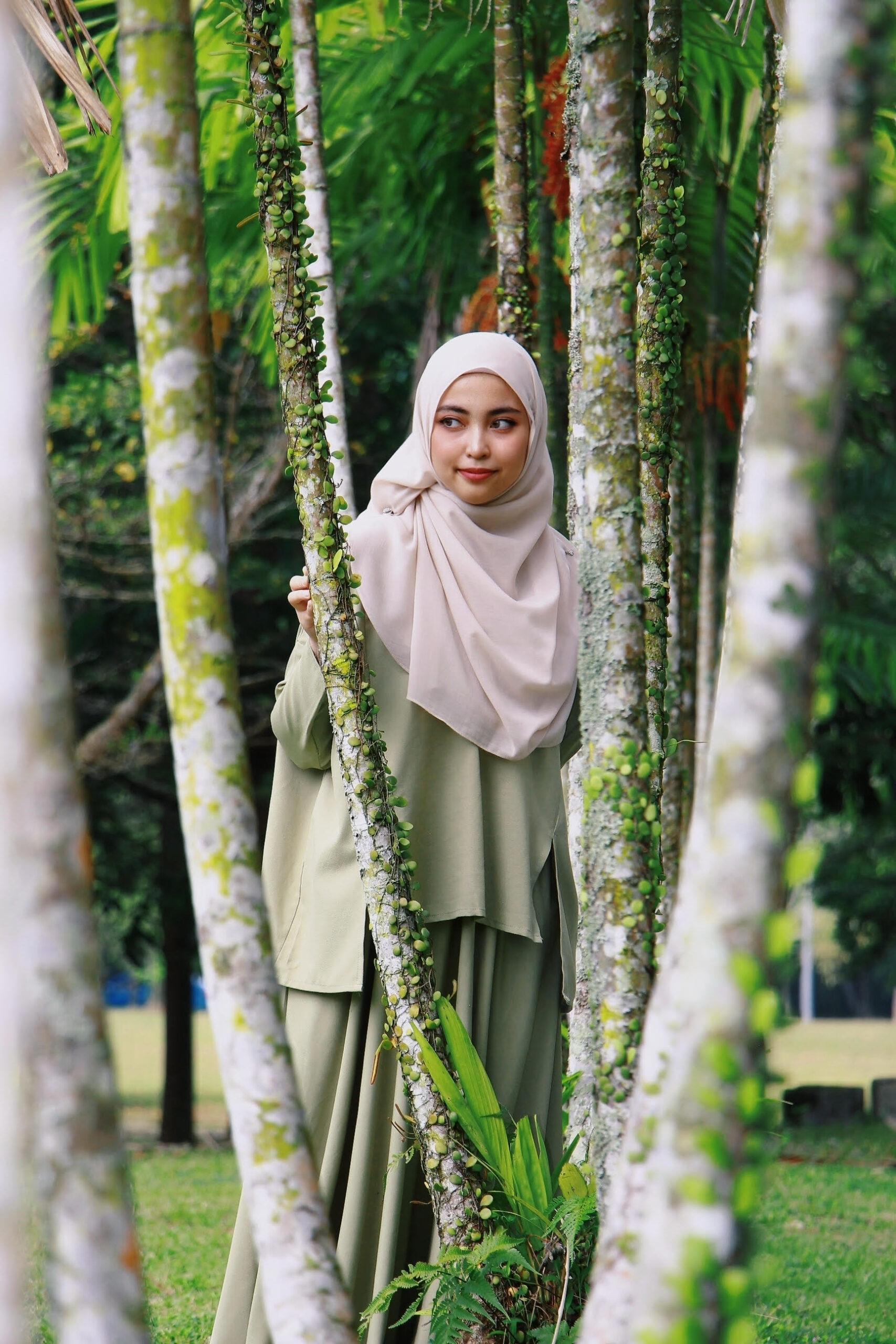 About Me | Ezzati Razif